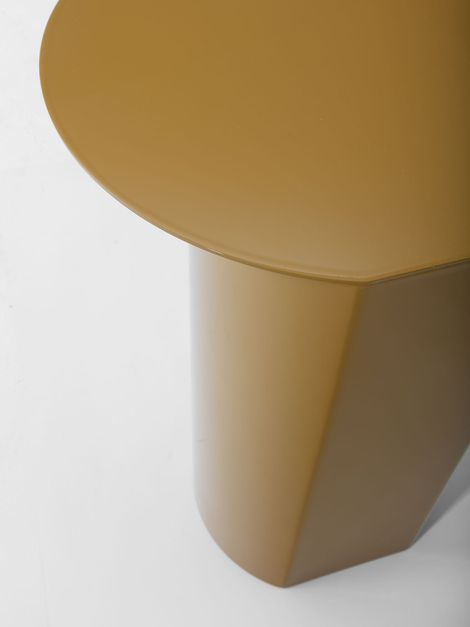 Elly Small Tables