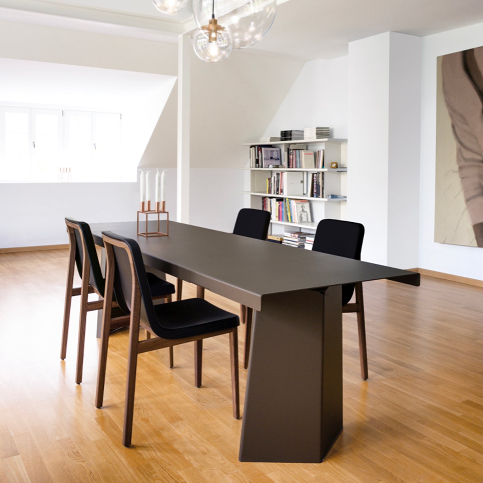 Pallas Table-Classicon