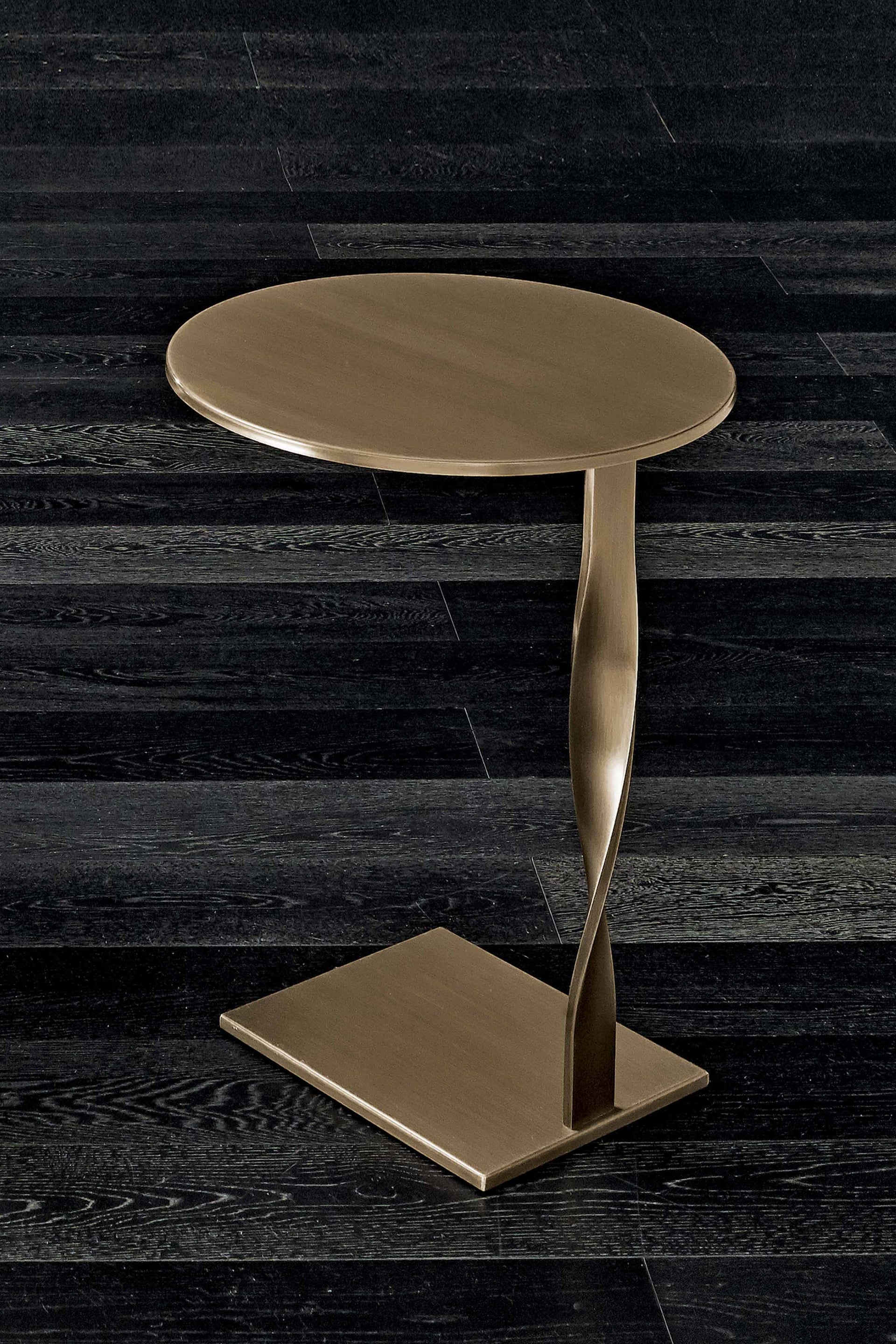 Globo Side Table-Rugiano